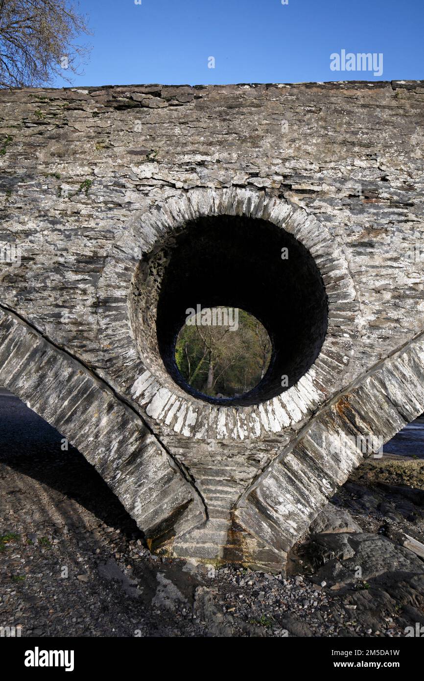 Cenarth stone bridge over the river Teifi. Just below the cascade of ...