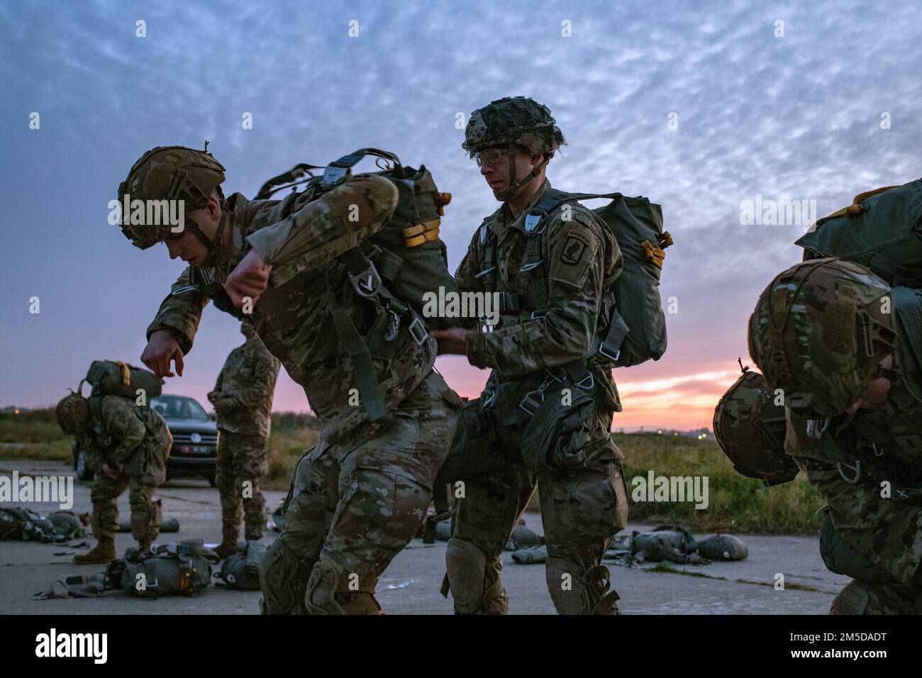 U.S. Army paratroopers assigned to 1st Squadron, 91st Cavalry Regiment ...