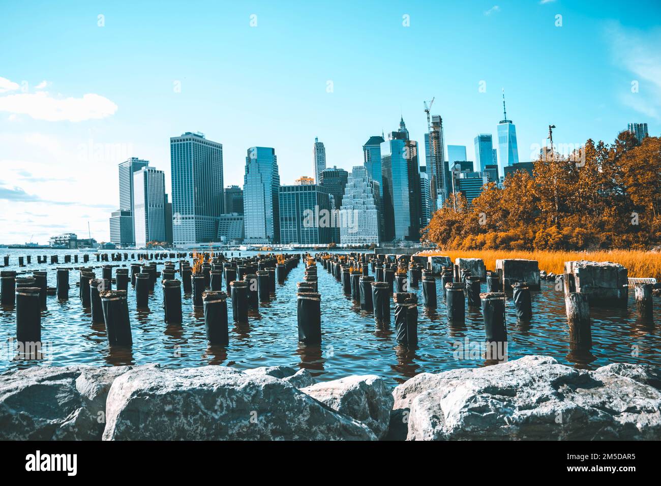 south manhattan from brooklyn port Stock Photo - Alamy