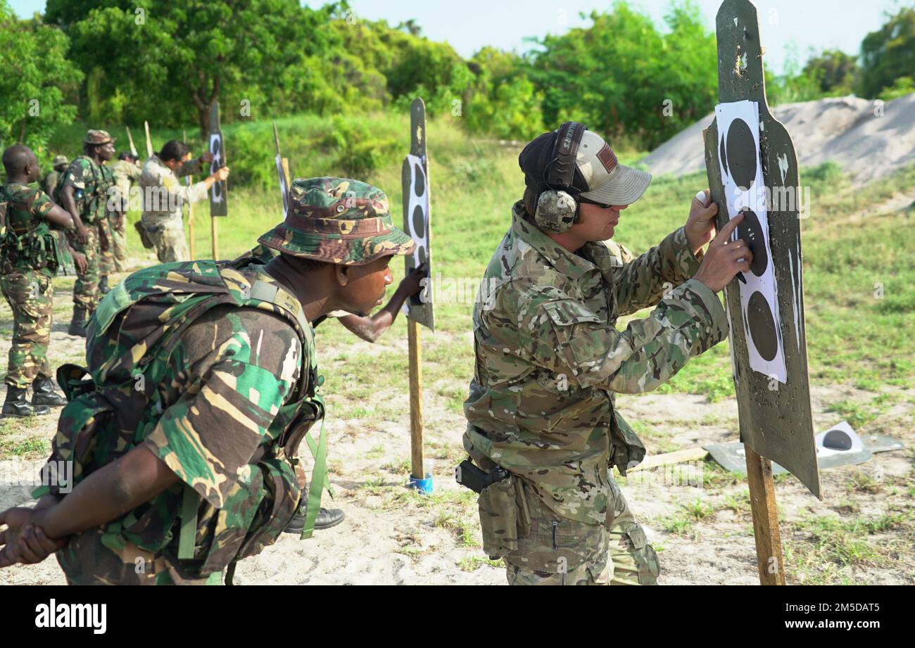 Tanzanian peoples defense force tpdf hi-res stock photography and ...