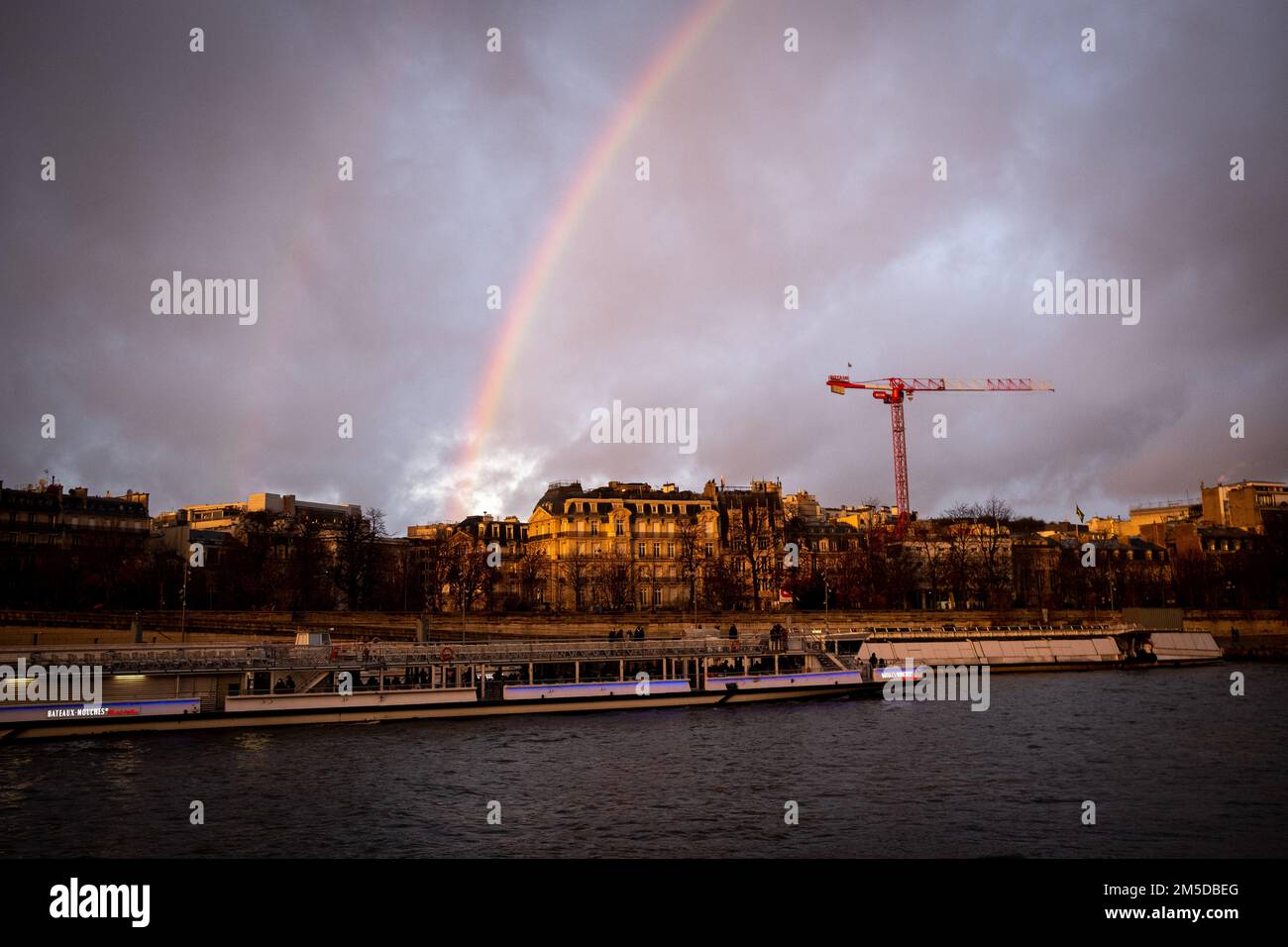 France, Paris, 2021-12-04. Illustration of tourism and daily life in ...