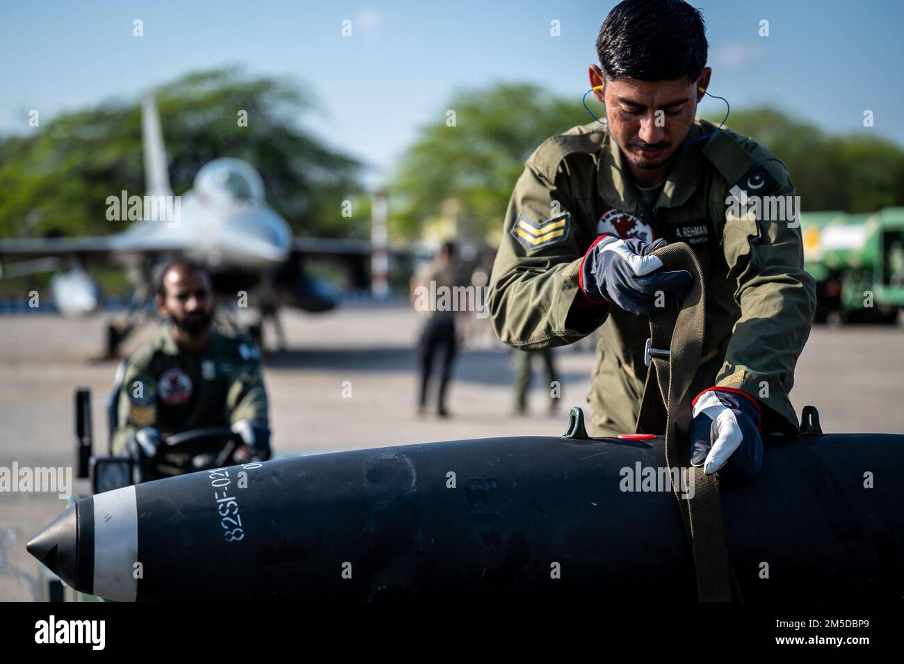 Pakistan Air Force aircraft engineers practice Integrated Combat ...