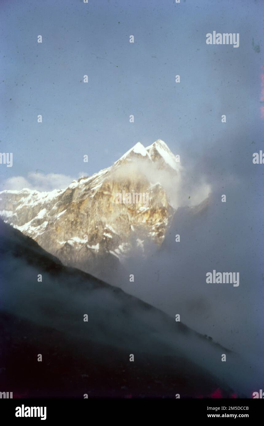 Meru Peak is a mountain located in the Garhwal Himalayas, in the state ...