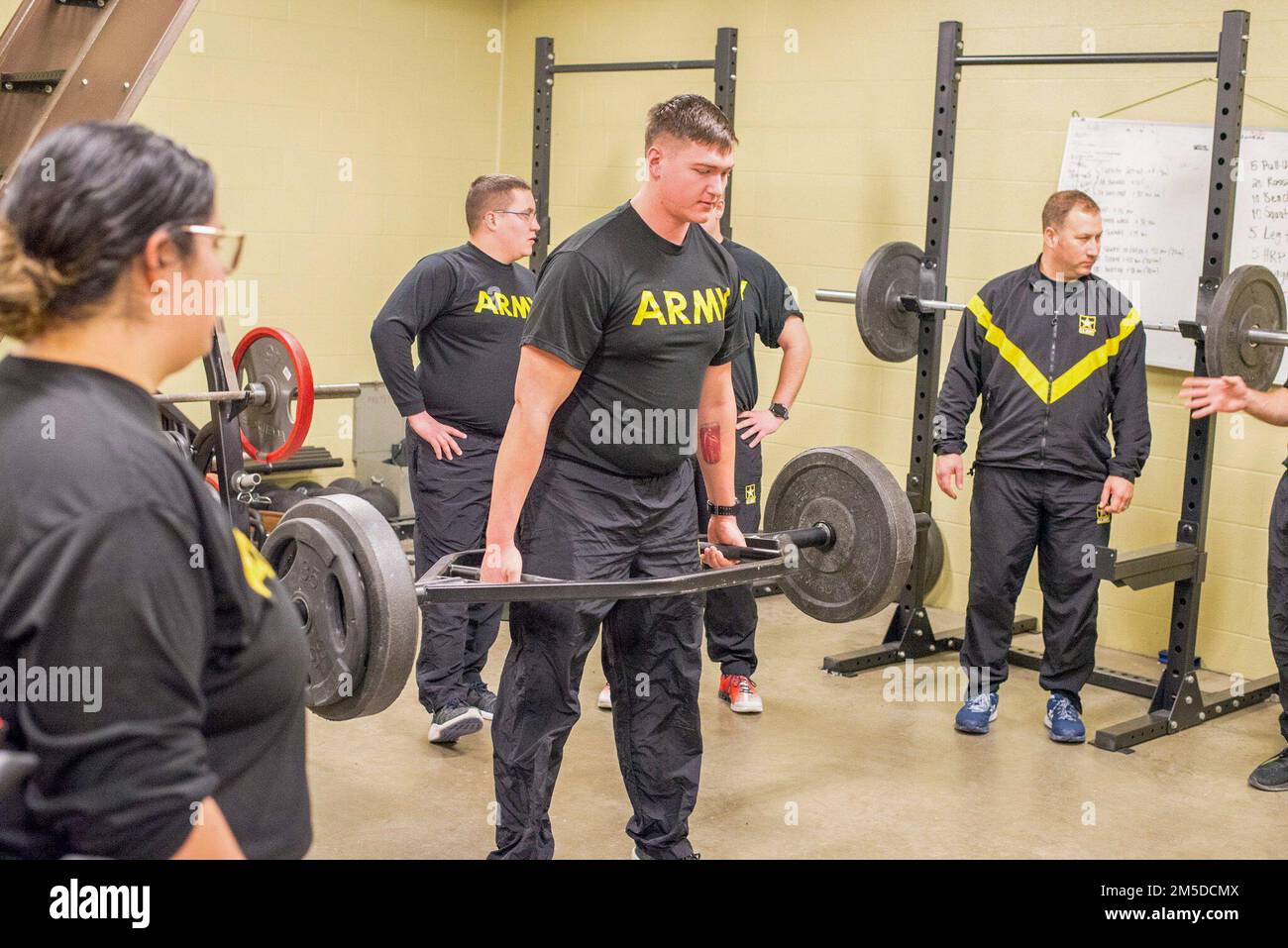 Comprehensive soldier fitness course hi-res stock photography and ...
