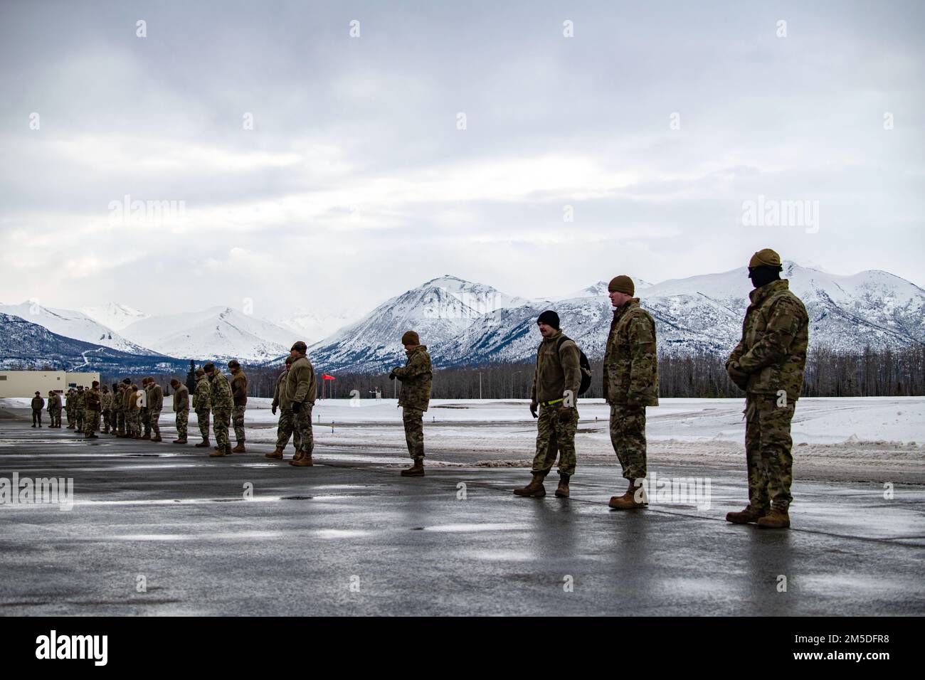 U.S. Airmen, assigned to the Ohio National Guard’s 180th Fighter Wing ...