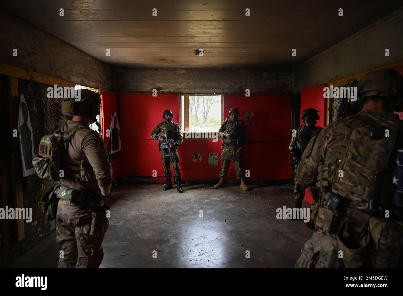 U.S. Army Green Berets assigned to 3rd Special Forces Group (Airborne ...