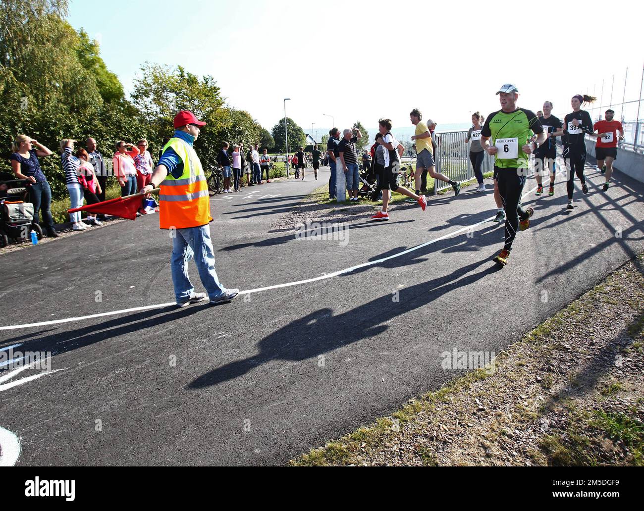 Deltagare hi-res stock photography and images - Alamy