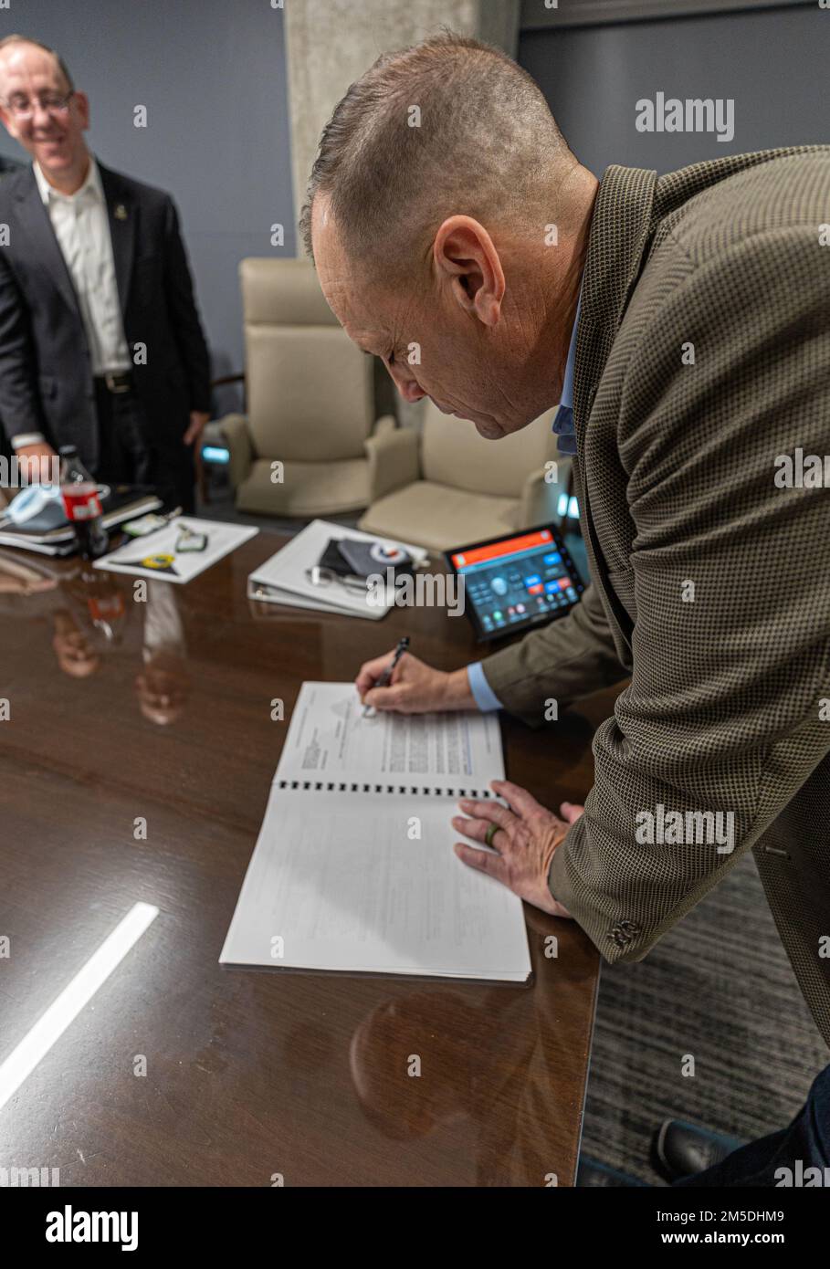 Lt. Gen. Scott McKean, deputy commanding general, U.S. Army Futures ...