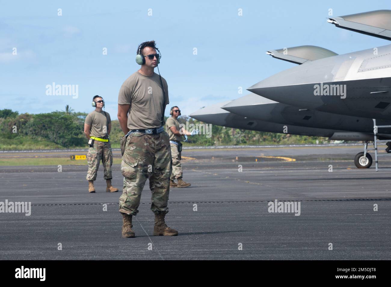 Staff Sgt. Mathew Helms (center), 15th Aircraft Maintenance Squadron F ...