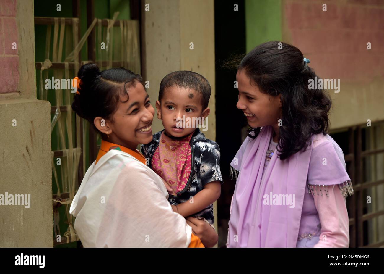 Dhaka. 28th Dec, 2022. Alifa Chin ("China" in Bengali, R), who was born ...