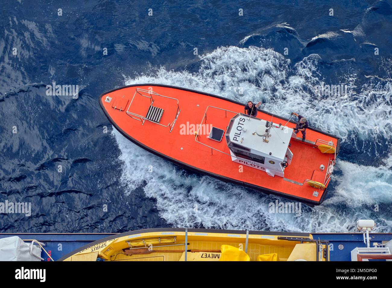 Pilot leaving Saga 'Spirit of Discovery' after its departure from Santa ...