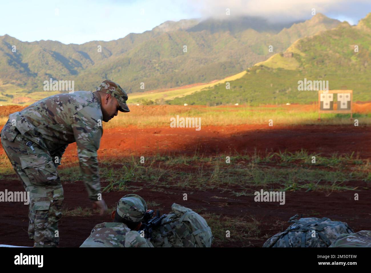 Hawaii Army National Guard (HIARNG) Soldier, Sgt. Fred M. Lino Jr ...
