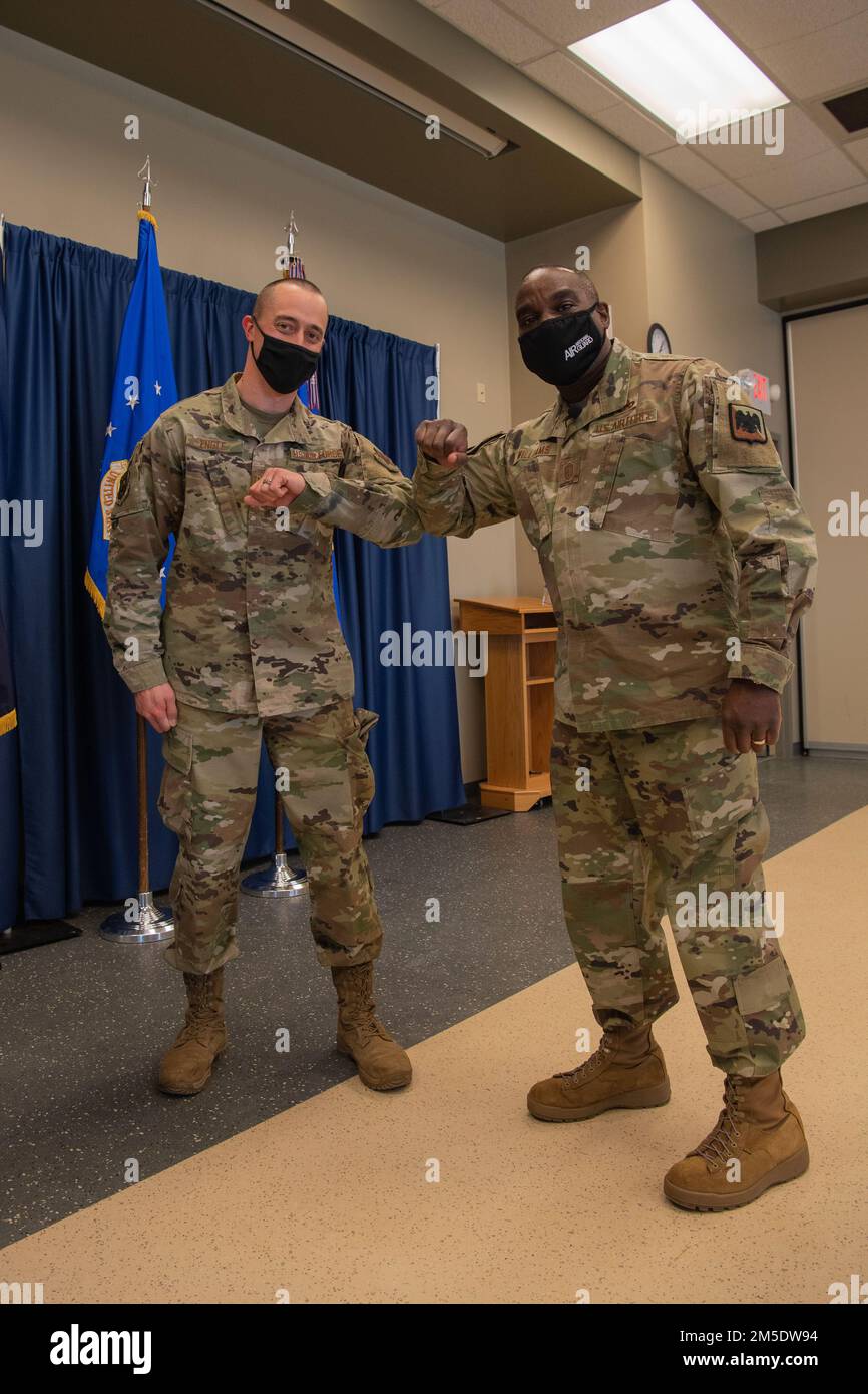 Ang command chief hi-res stock photography and images - Alamy