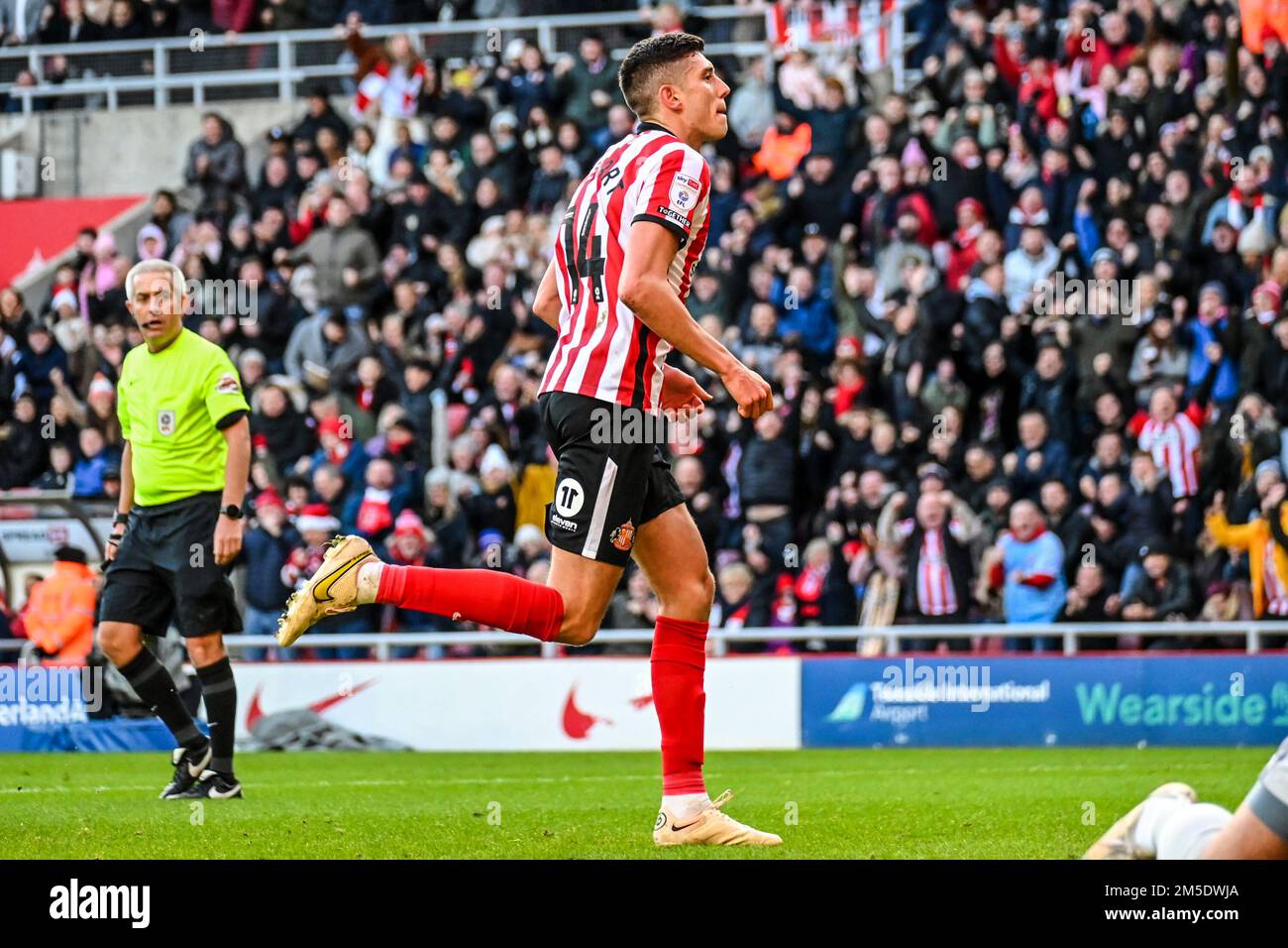 Sunderland AFC forward Ross Stewart celebrates scoring the equaliser ...