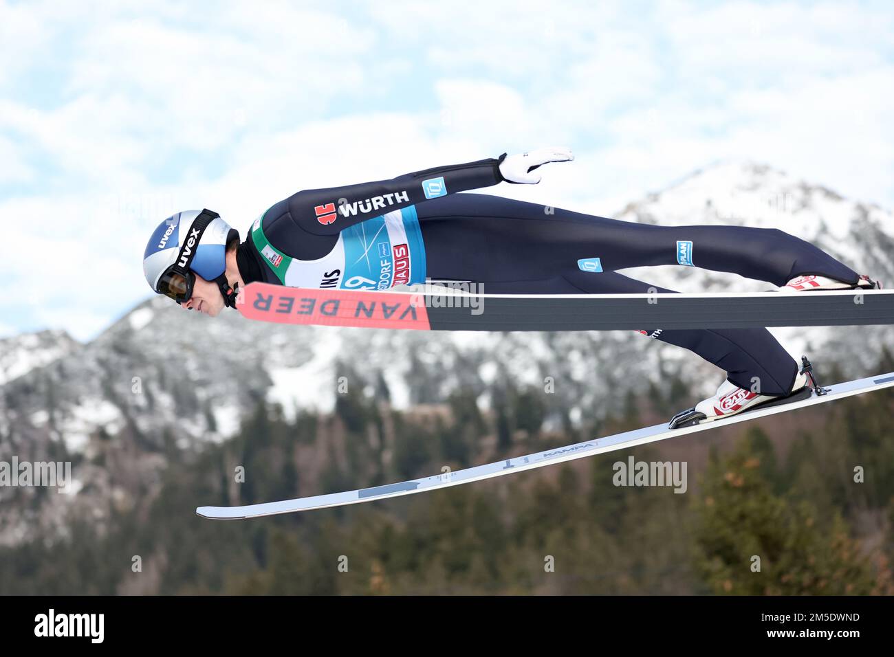 Oberstdorf, Germany. 28th Dec, 2022. Nordic skiing/ski jumping, World ...