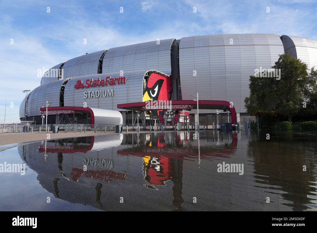 A general overall view of State Farm Stadium reflection pond, Monday ...