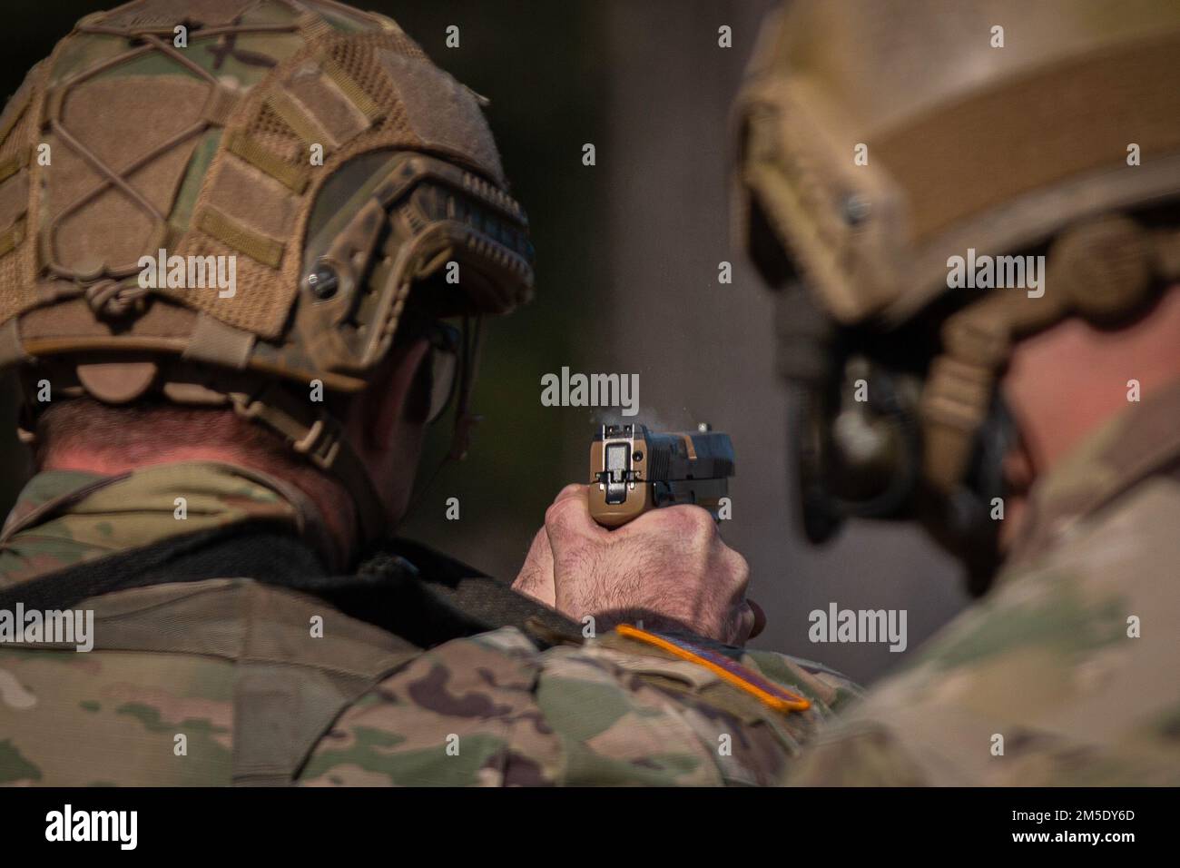 U.S. Army Soldiers with the Washington National Guard take on a multi ...
