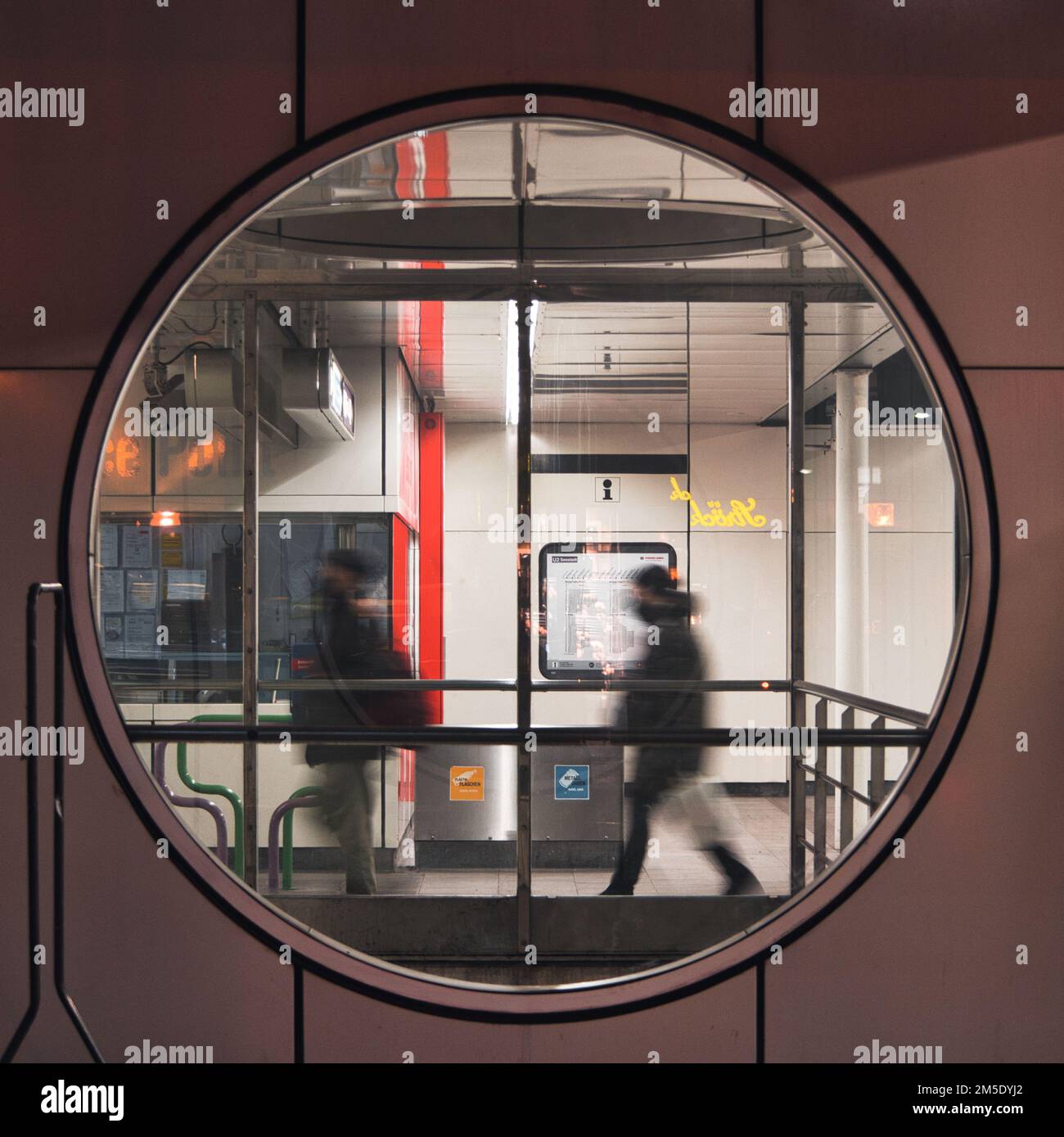 Vienna circle hi-res stock photography and images - Alamy