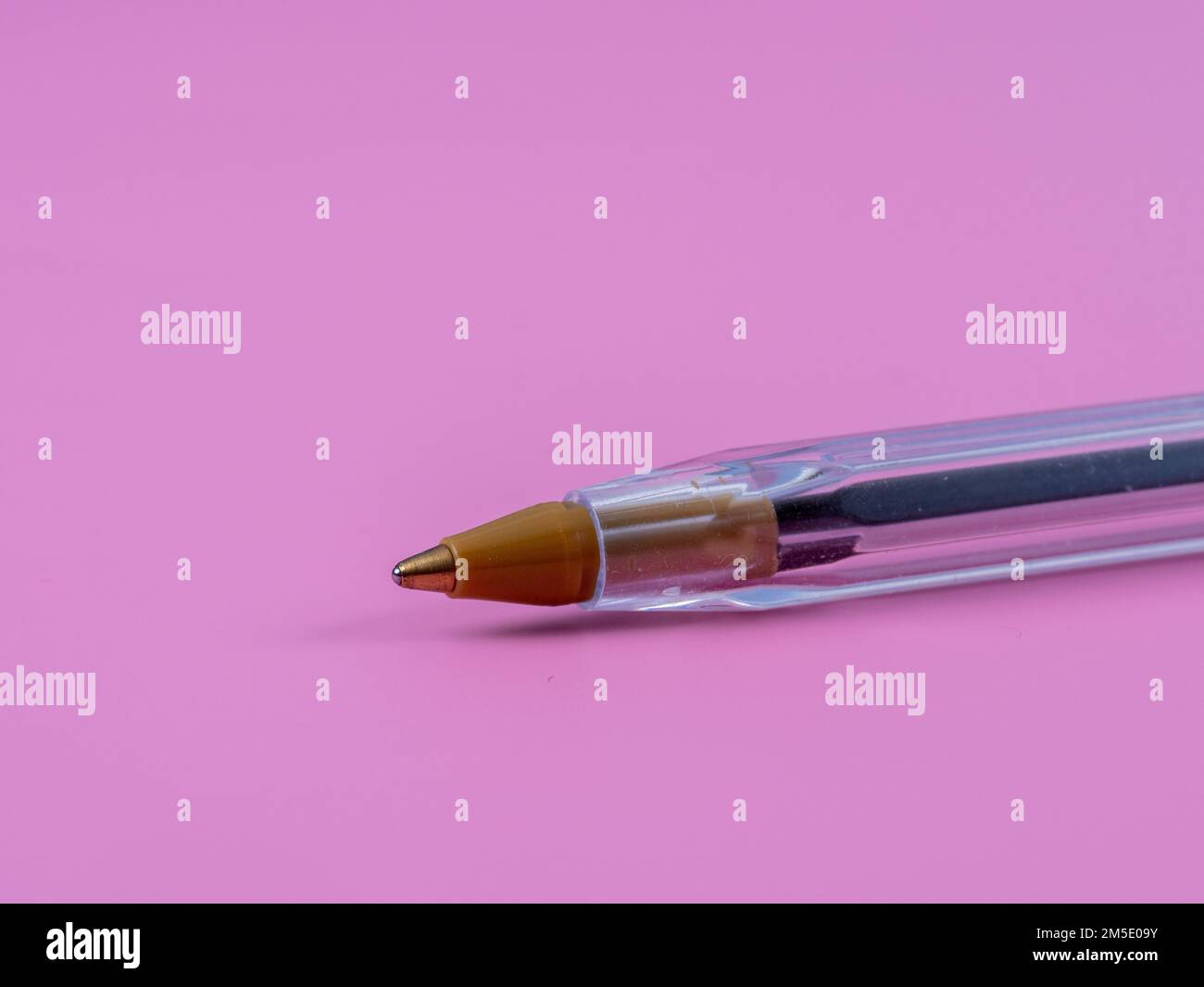 Pen flow hi-res stock photography and images - Alamy