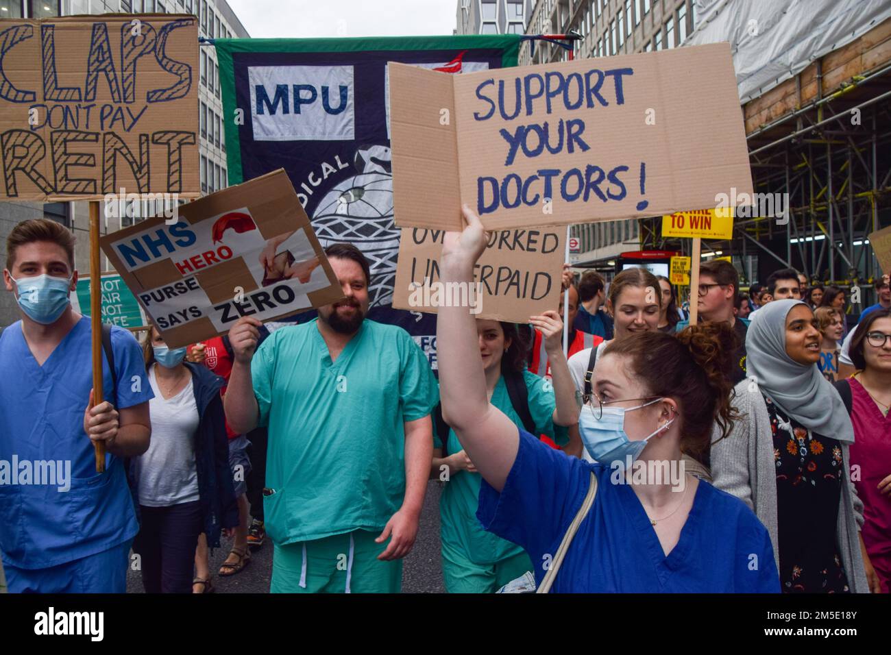 Junior doctor strike 2022 hi-res stock photography and images - Alamy