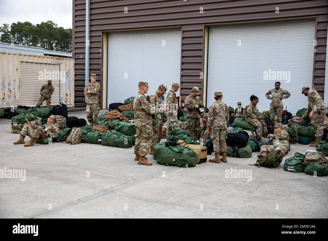 U.S. Army Reserve Soldiers from 348th Transportation Battalion held a ...