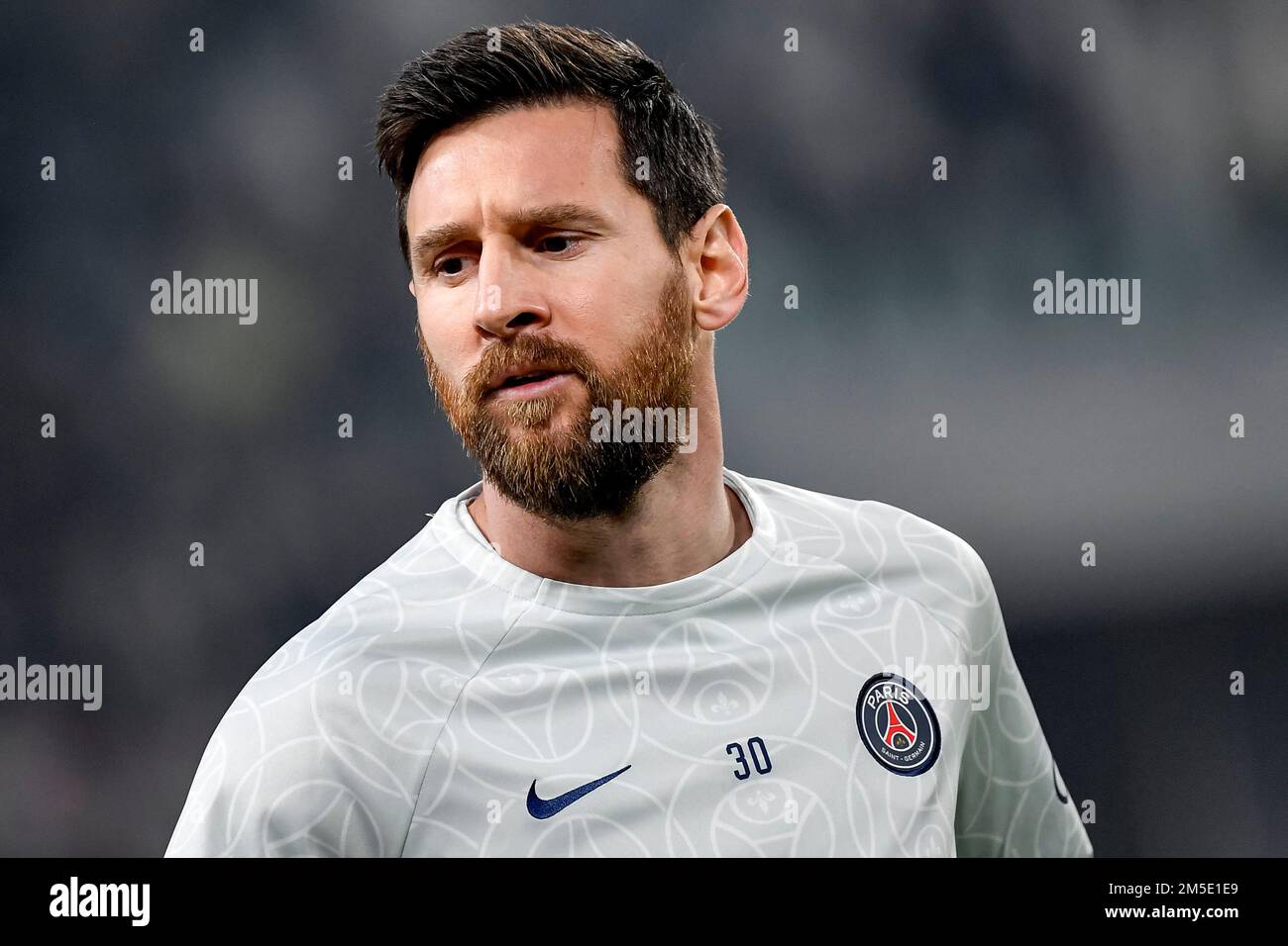 Lionel Messi of Paris Saint Germain warms up during the Champions ...