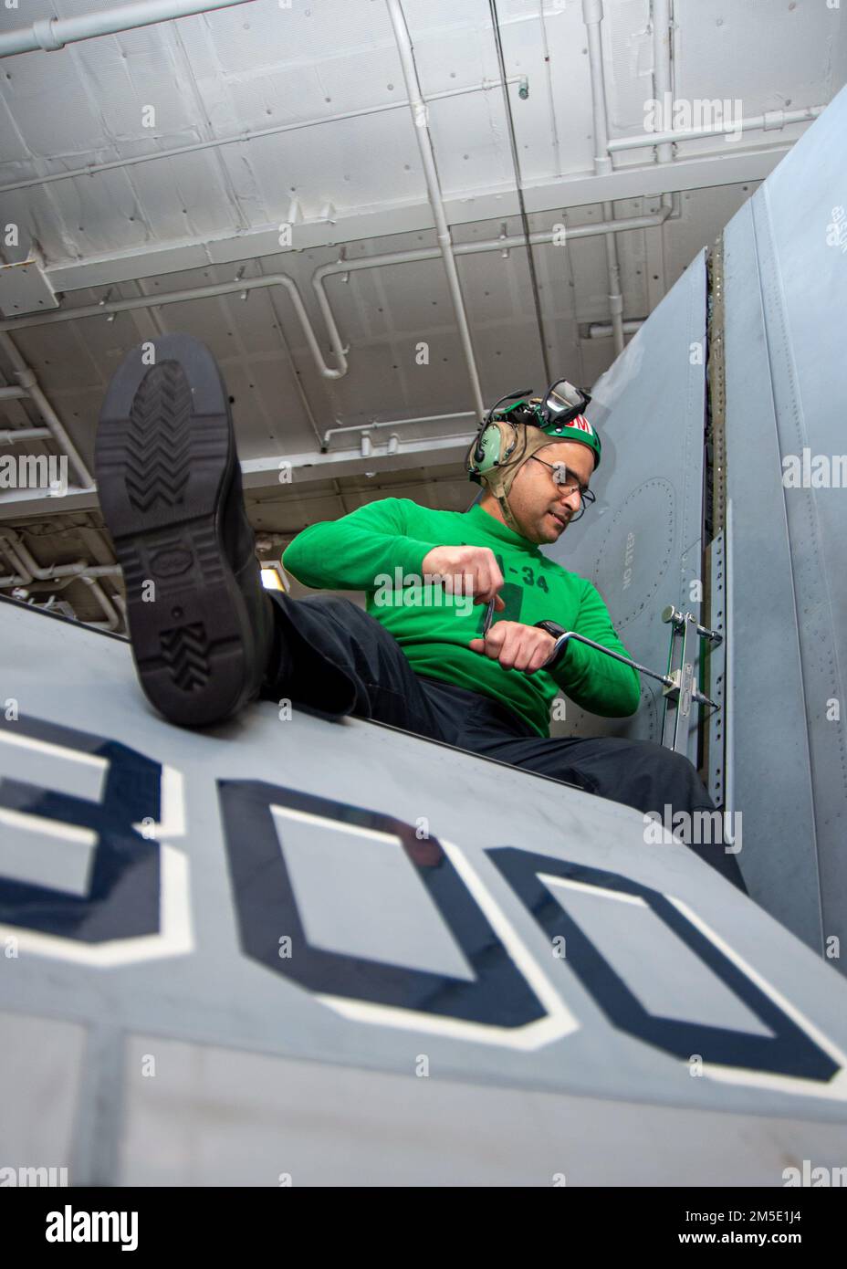 220306-N-JR318-1004 AEGEAN SEA (Mar. 6, 2022) Aviation Structural ...