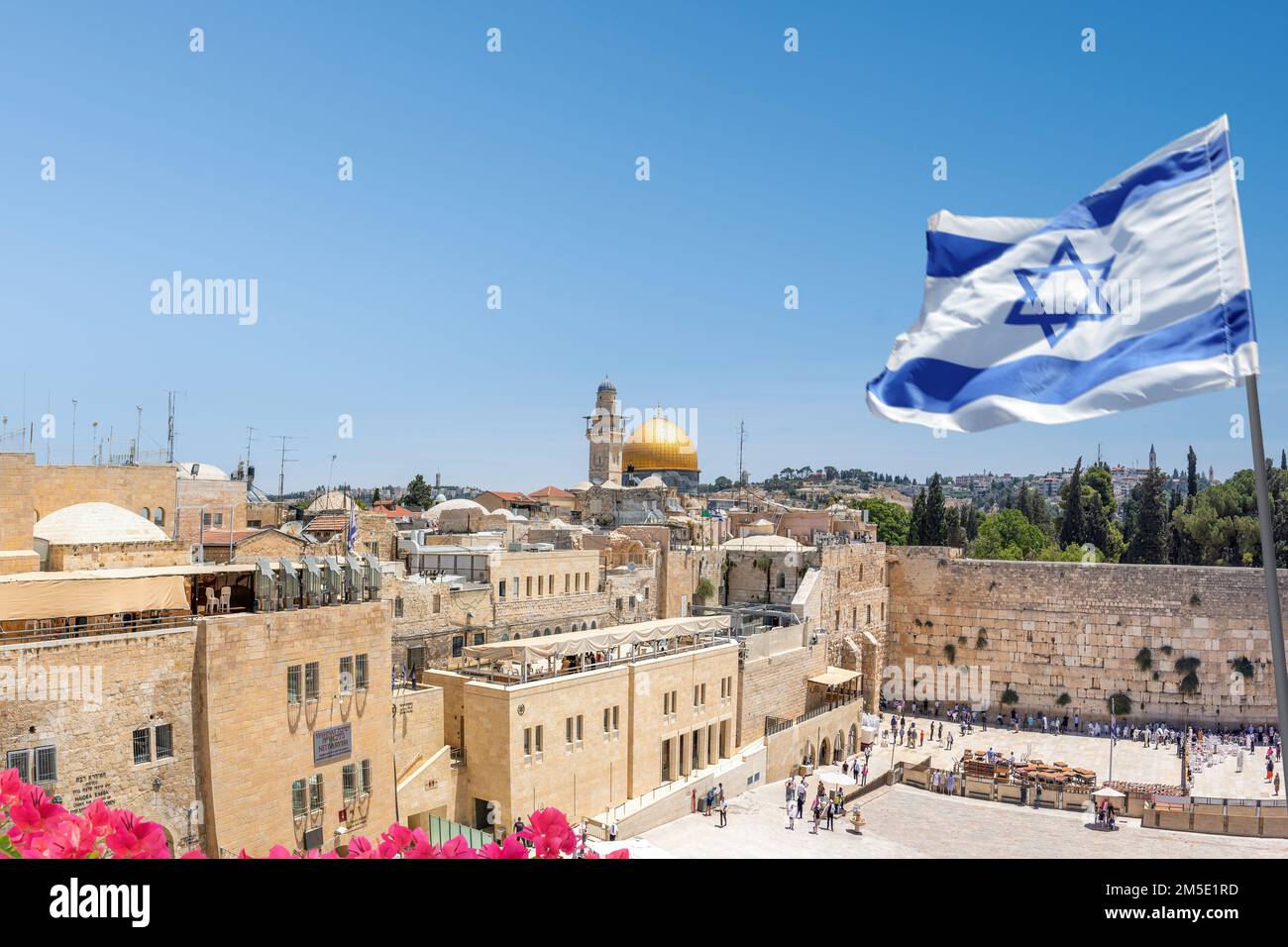 The israeli flag hi-res stock photography and images - Alamy