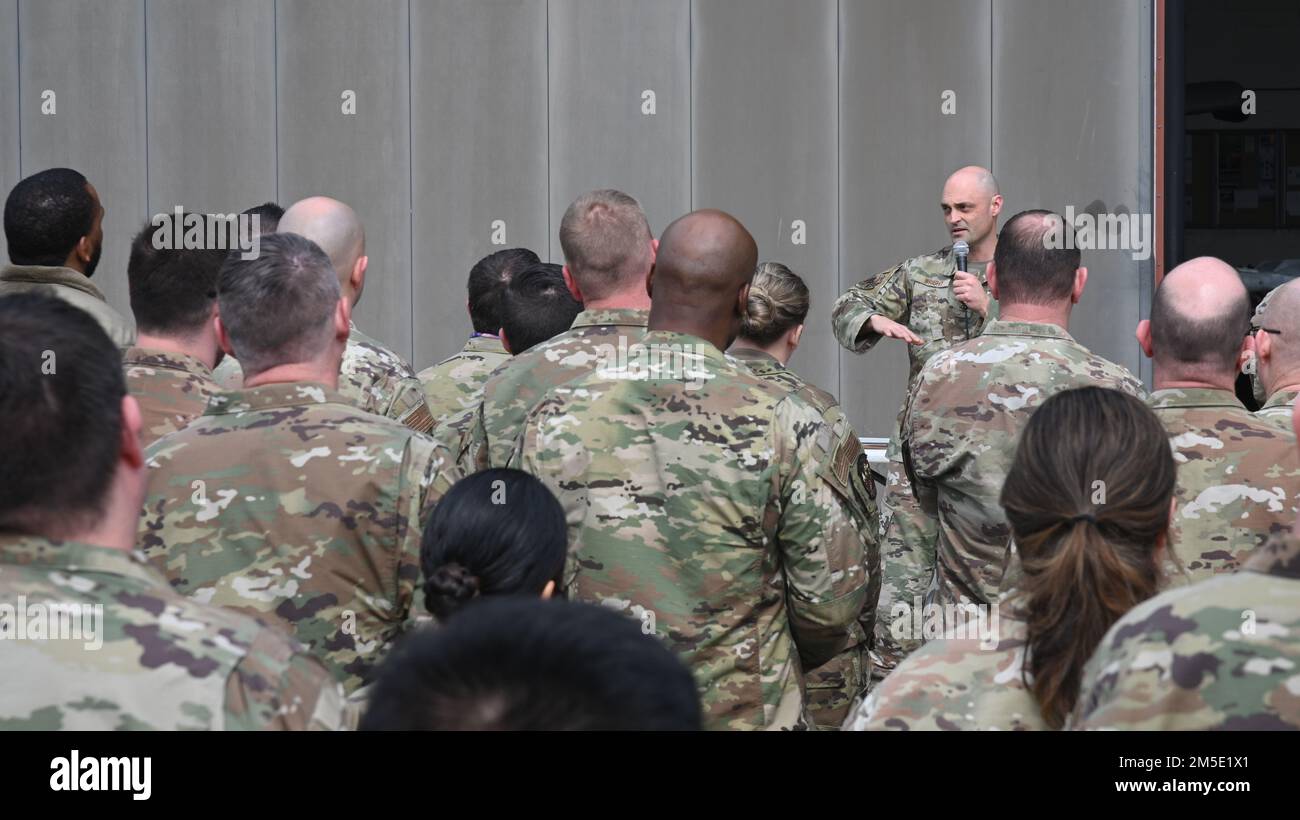 U.S. Air Force Col. David R. Wright, commander of the 175th Wing ...