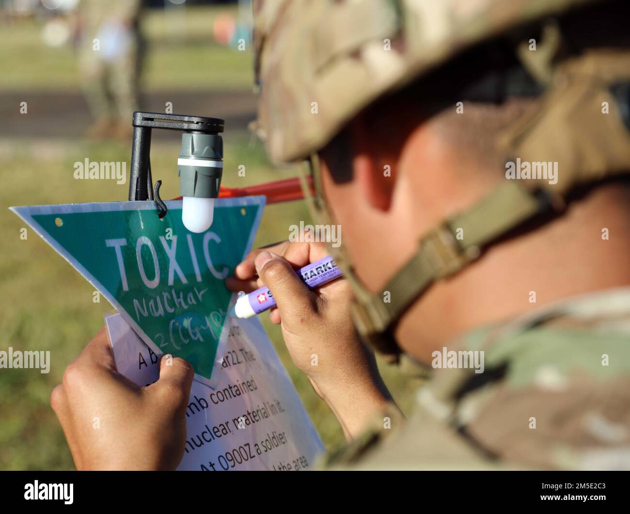 Hawaii Army National Guard (HIARNG) Soldier, Sgt. Fred M. Lino Jr., a ...
