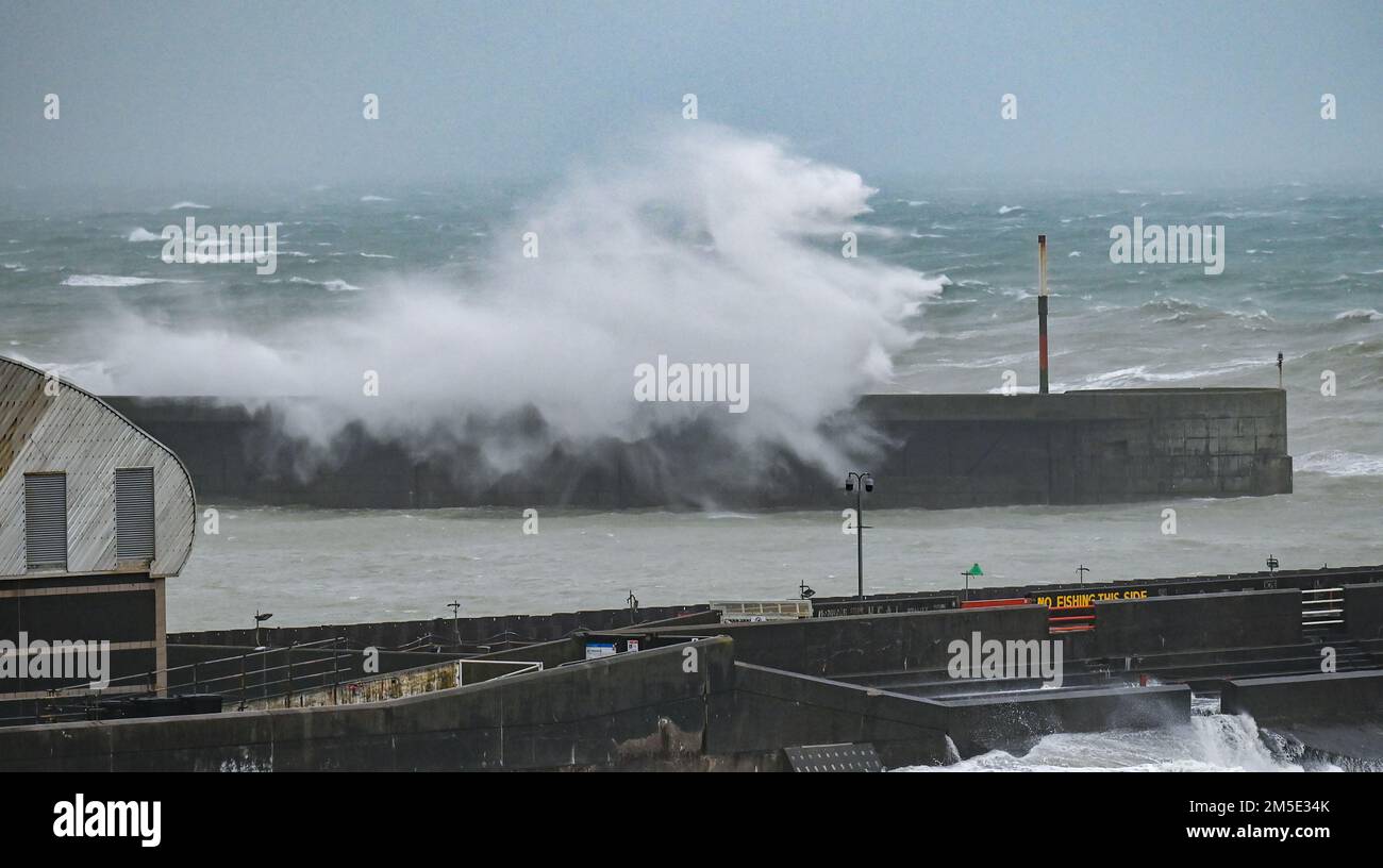 Windy day storm on sea hi-res stock photography and images - Alamy