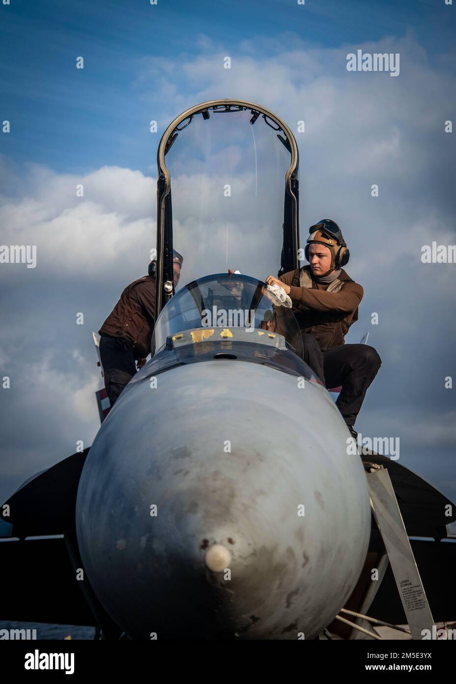 220306-N-UD000-1019 ATLANTIC OCEAN (March 6, 2022) Sailors assigned to ...