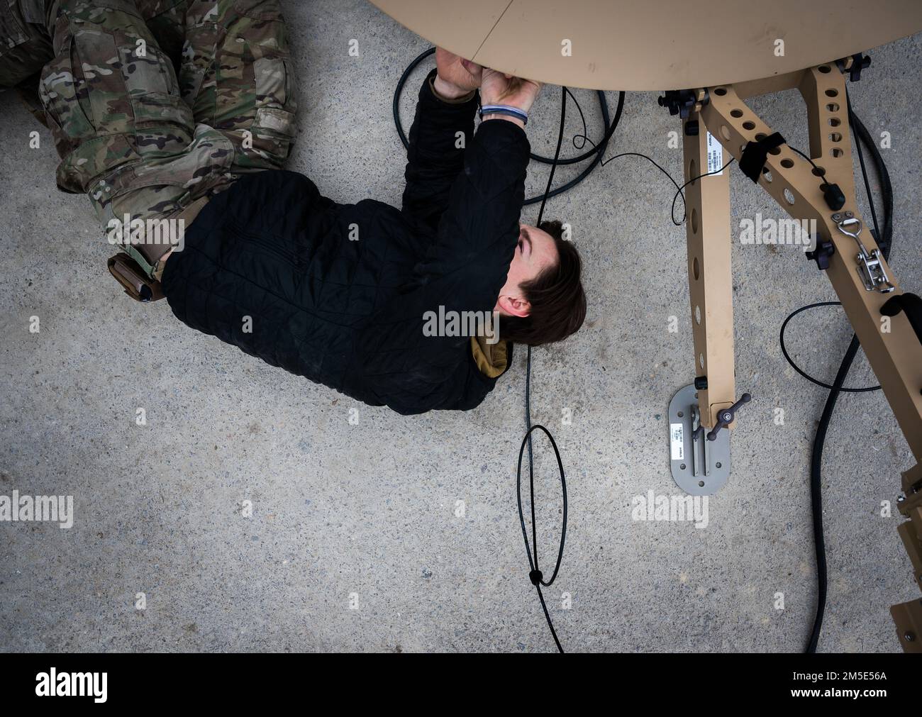 A U.S. Air Force Tactical Air Control Party operator, from the 4th Air ...