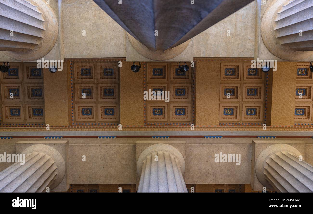 Nashville, Tennessee, USA - October 2, 2022: The Parthenon building ...