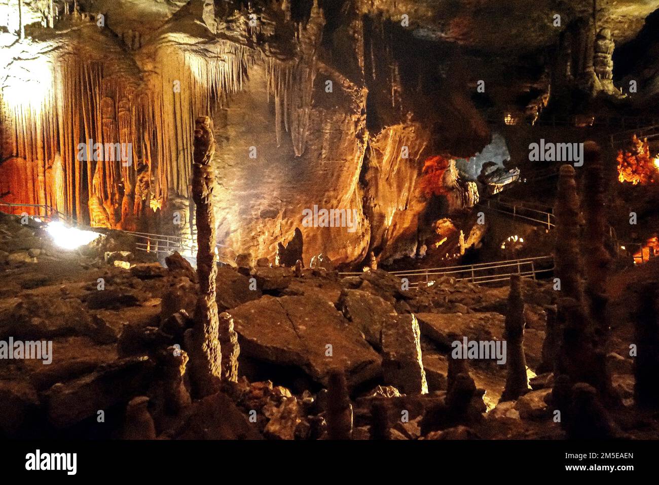 Limestone Caves in Carlsbad Caverns National Park in Carlsbad, New ...
