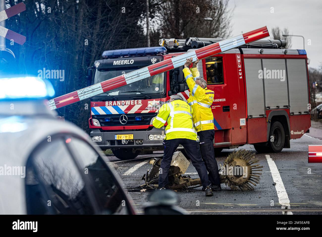 Lorry safety rails hi-res stock photography and images - Alamy