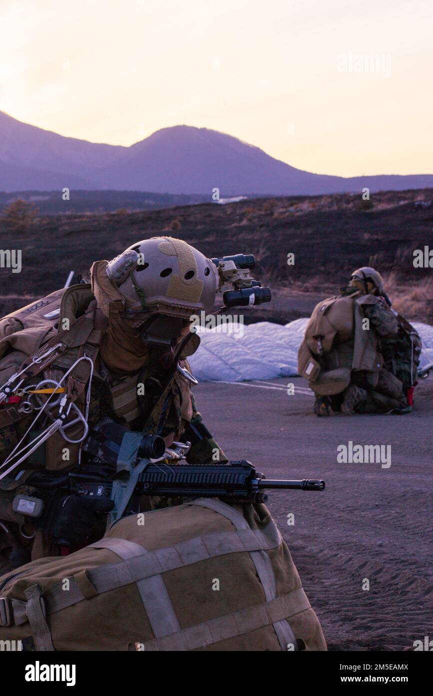 U.S. Reconnaissance Marines with Maritime Reconnaissance Force (MRF ...