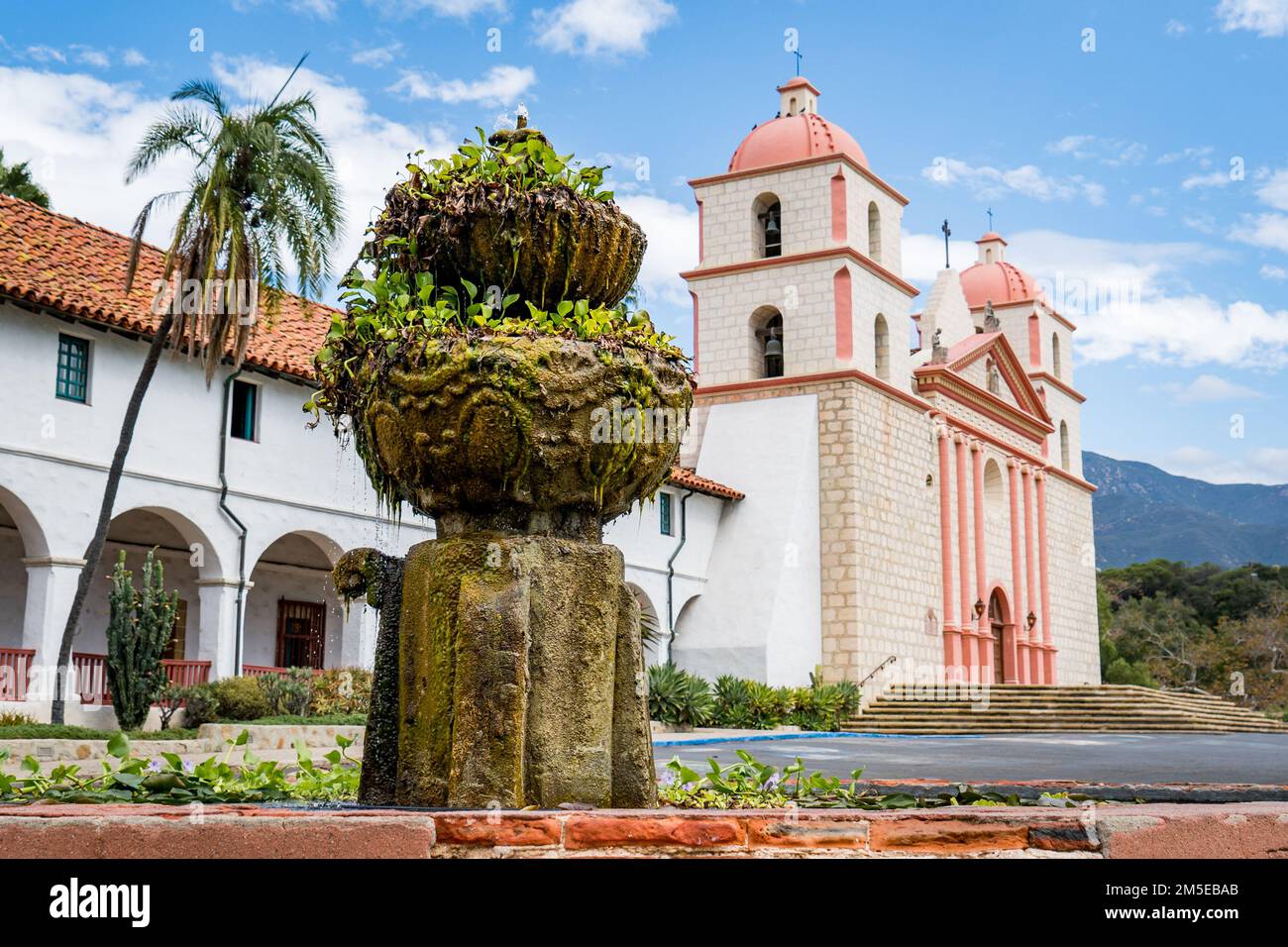 old mission church of santa barbara Stock Photo - Alamy