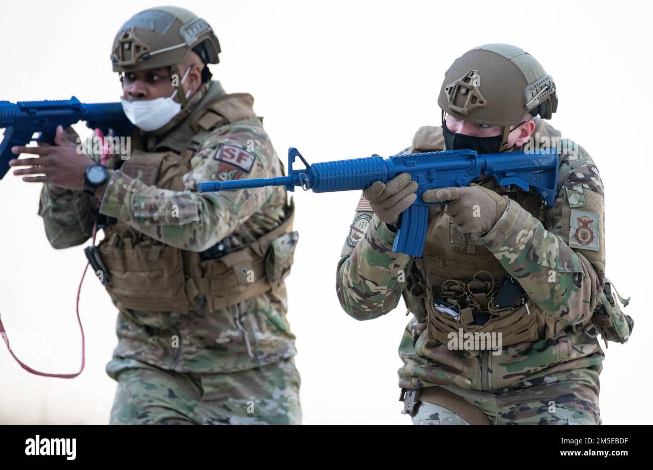 Tech. Sgt. Cameron Phillips, right, and Tech. Sgt. Jay Porter, left ...