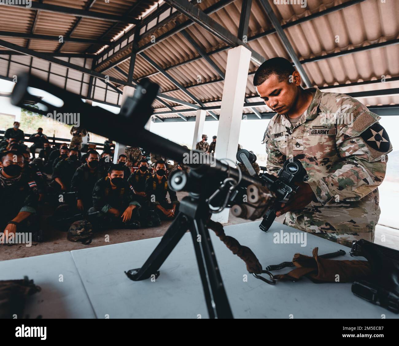 112 us infantry hi-res stock photography and images - Alamy