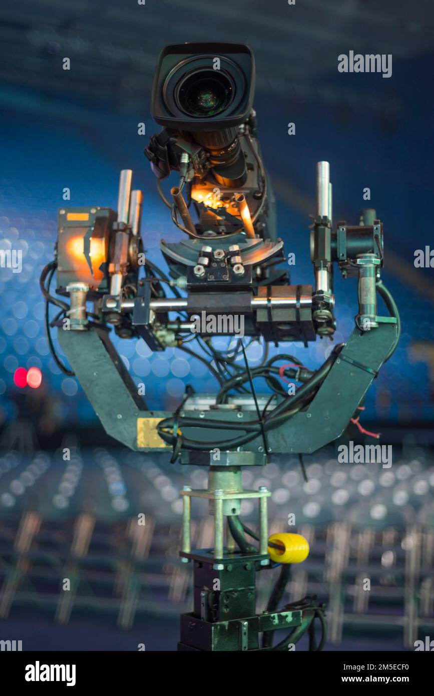 Camera dolly rail hi-res stock photography and images - Alamy