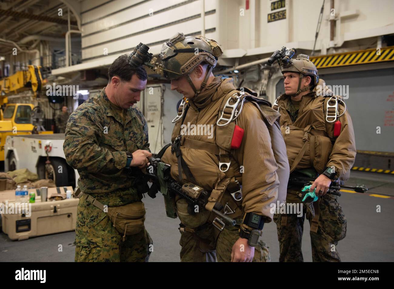 PACIFIC OCEAN (March 7, 2022) Marines assigned to the 31st Marine ...