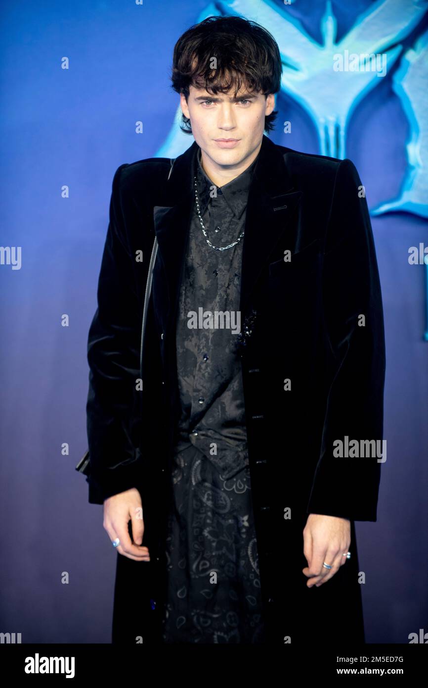 Jamie Flatters at the 'Avatar: The Way of Water' film premiere, London ...