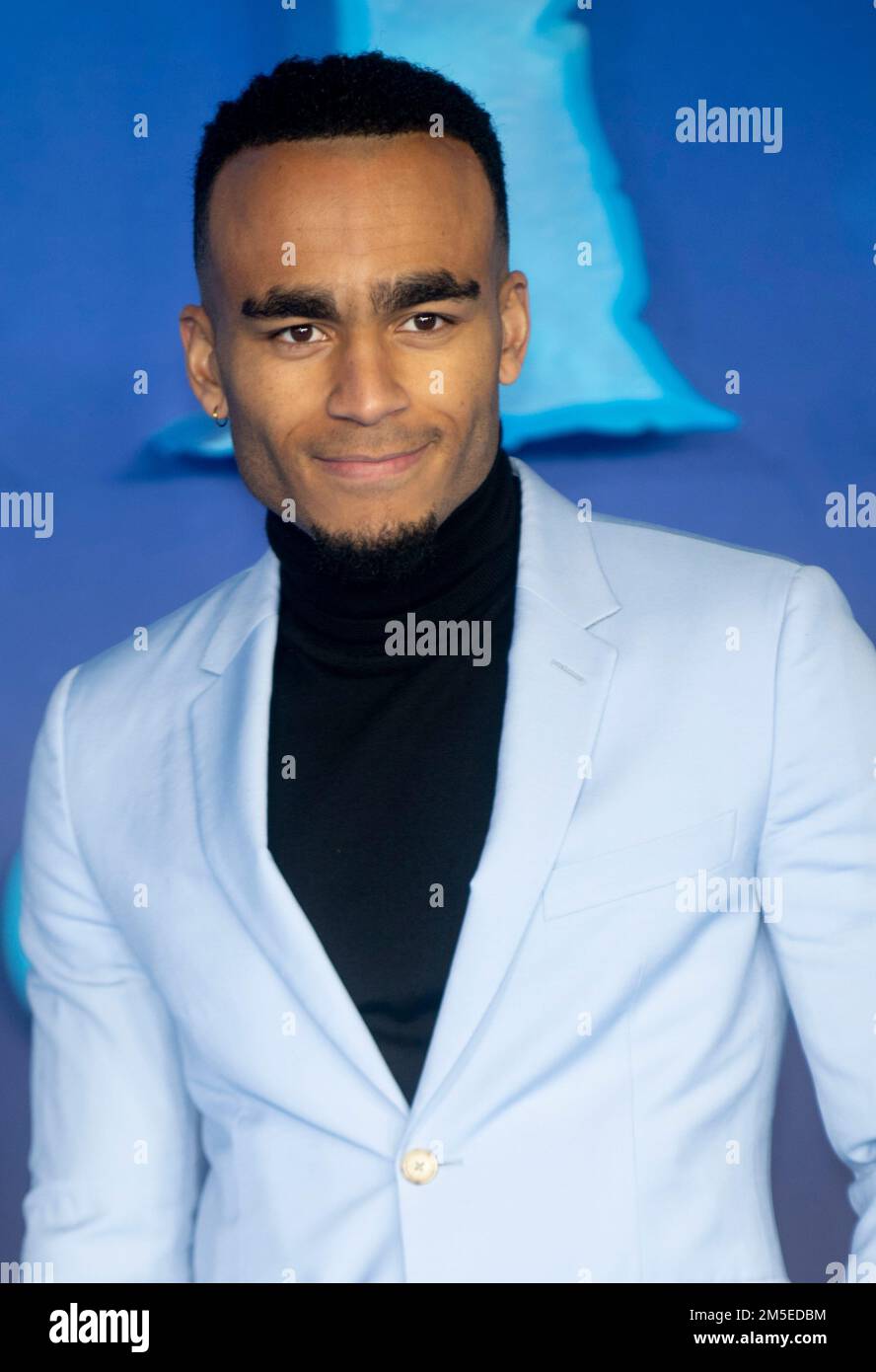 Munya Chawawa at the 'Avatar: The Way of Water' film premiere, London ...