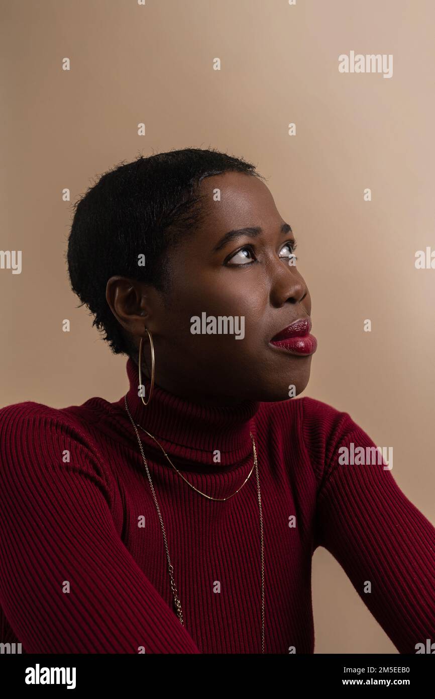 Beautiful female model profile hi-res stock photography and images - Alamy