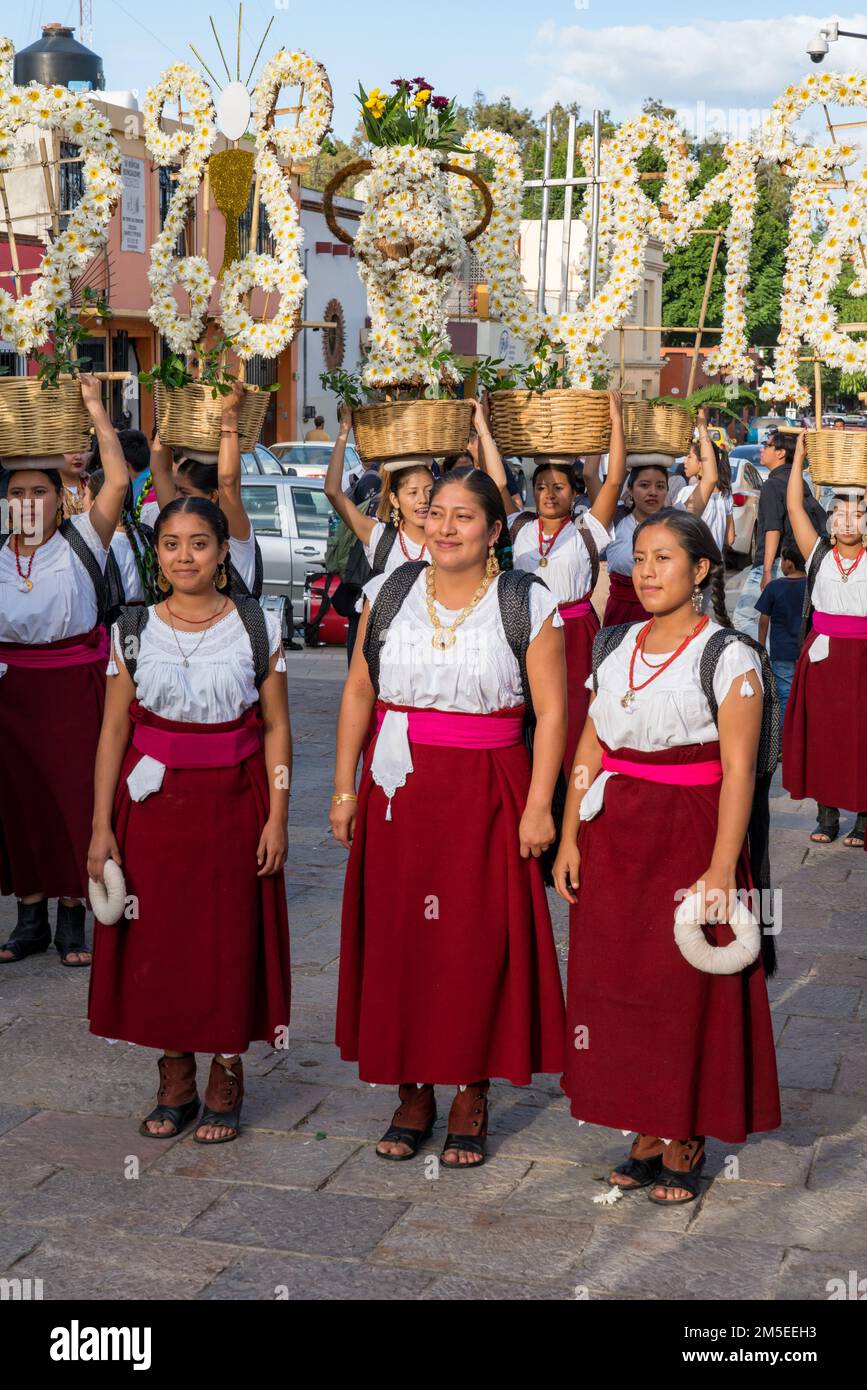 Canastera dancers from Tlacolula in traditional dress with flower ...