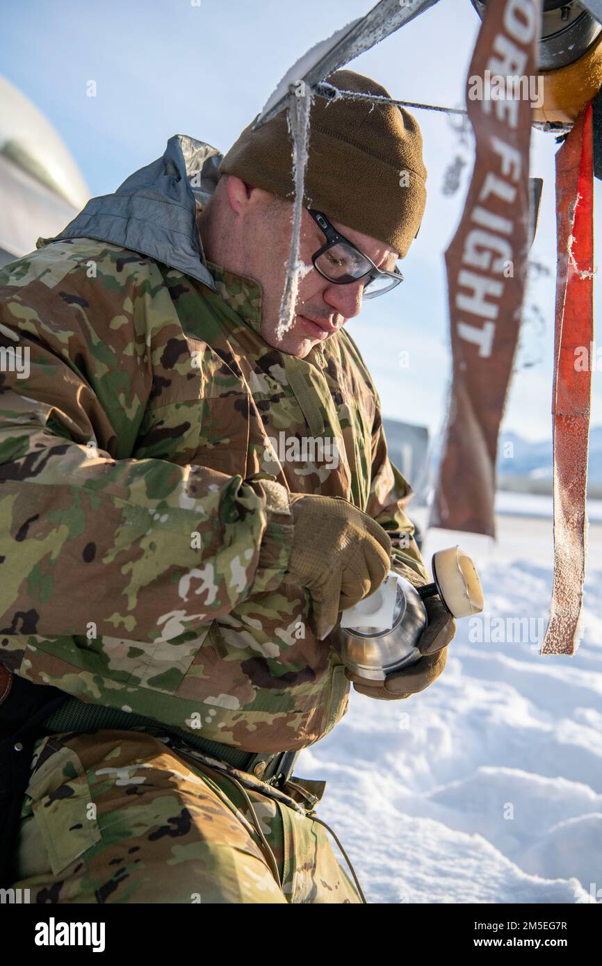U.S. Air Force Tech. Sgt. Chad Rigdon, an aircraft armament systems ...