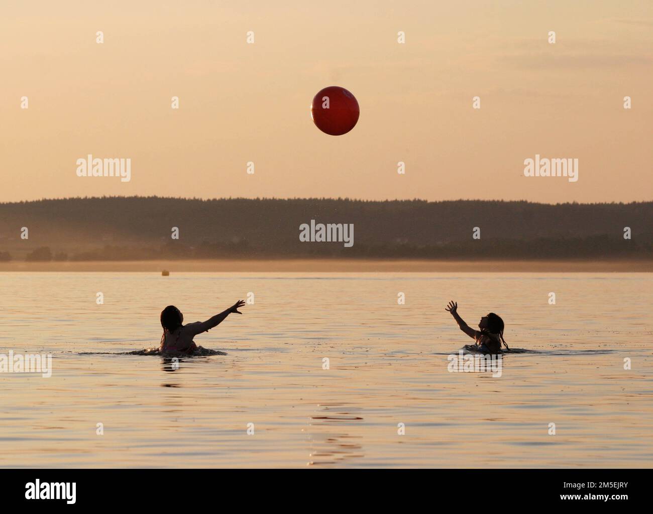 Varamobaden strand hi-res stock photography and images - Alamy