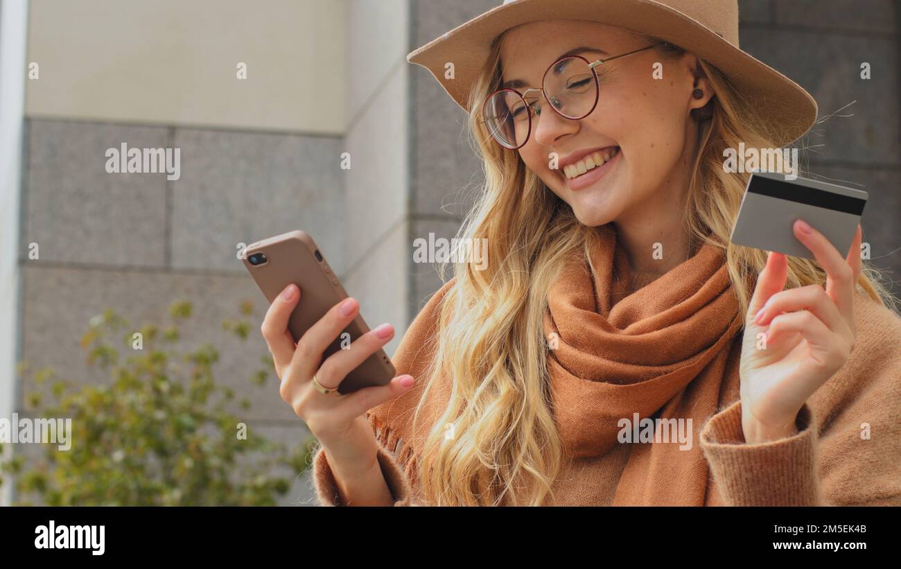 Caucasian 30s girl close-up 20s woman lady female with mobile phone and ...