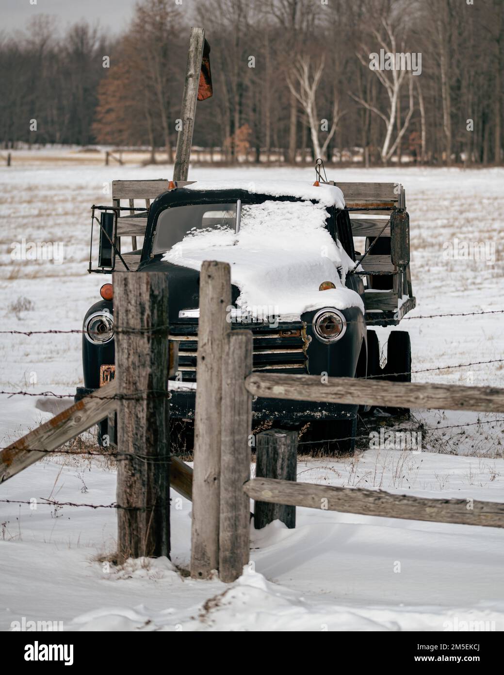 Stake vehicle hi-res stock photography and images - Alamy